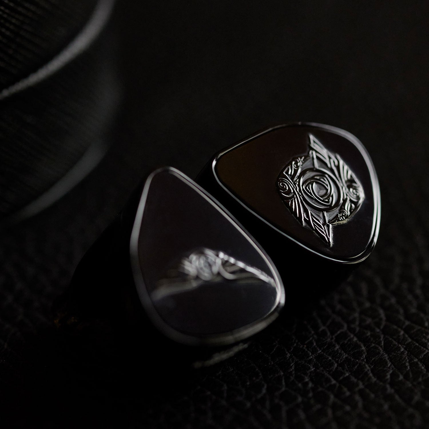 Empire Ears Raven V2.0 - Dual Conduction Flagship IEMs – Audio Essence
